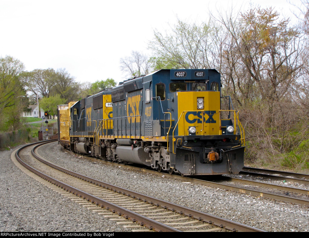 CSX 4037 and 8635